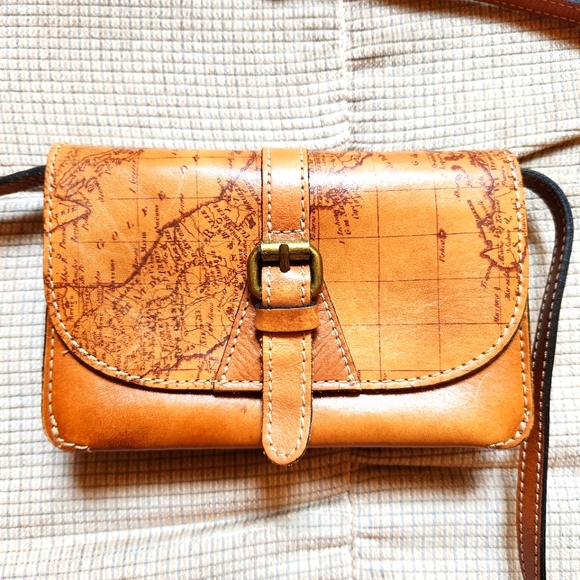 Patricia Nash | Bags | Nwot Patricia Nash Torrie Crossbody Signature ...